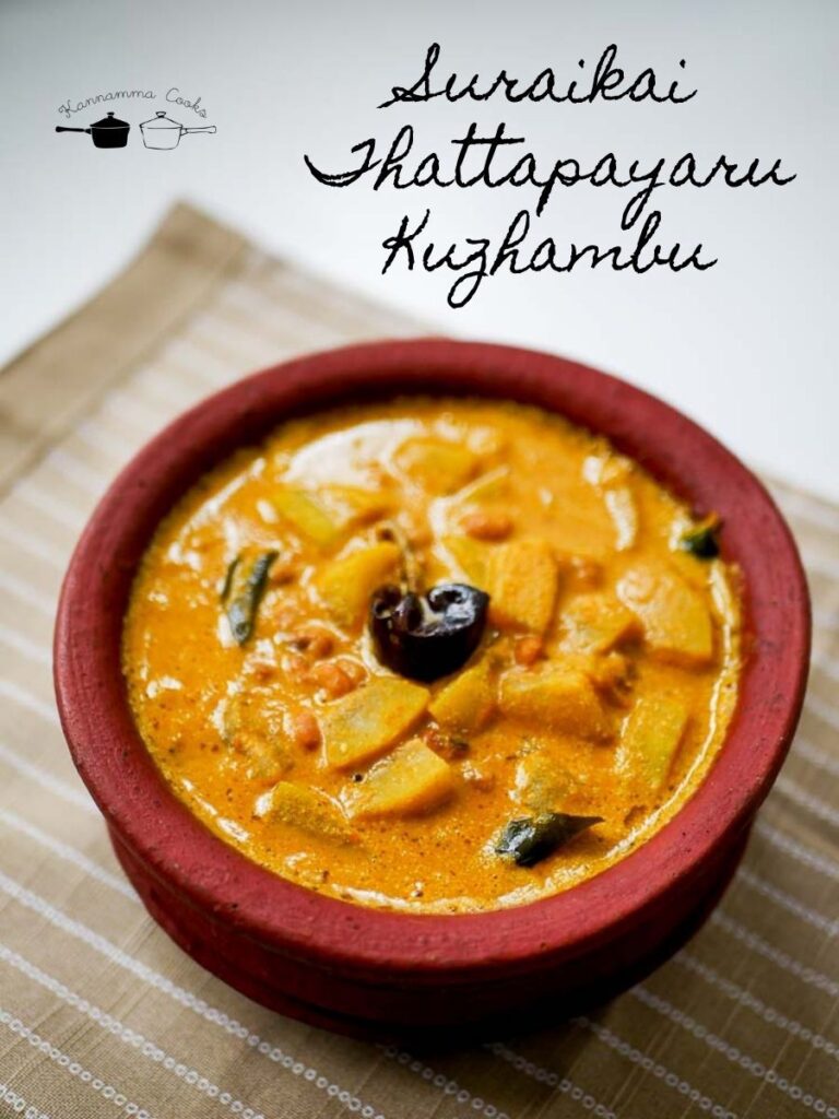 Bottlegourd Cowpea Curry - Suraikai Thattapayaru Kuzhambu - Kannamma Cooks