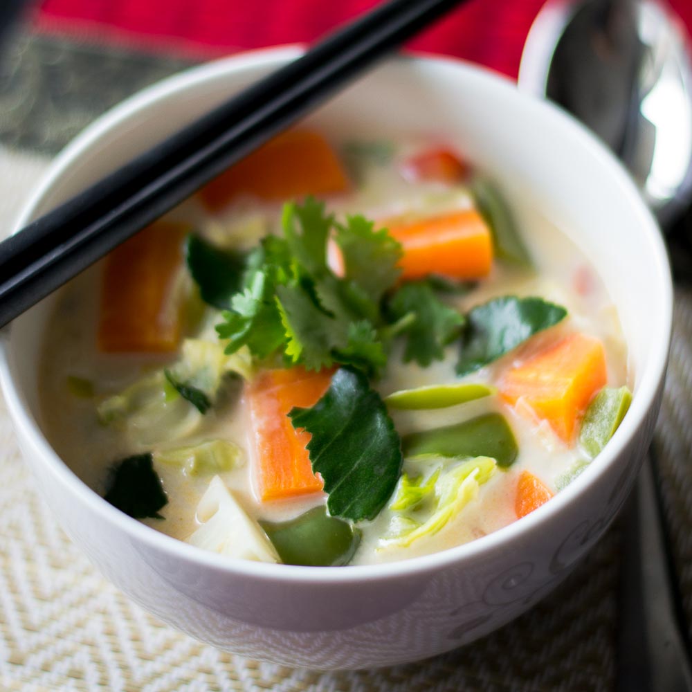 Tom Kha Vegan Soup, Tom Kha Vegetarian Soup with coconut milk